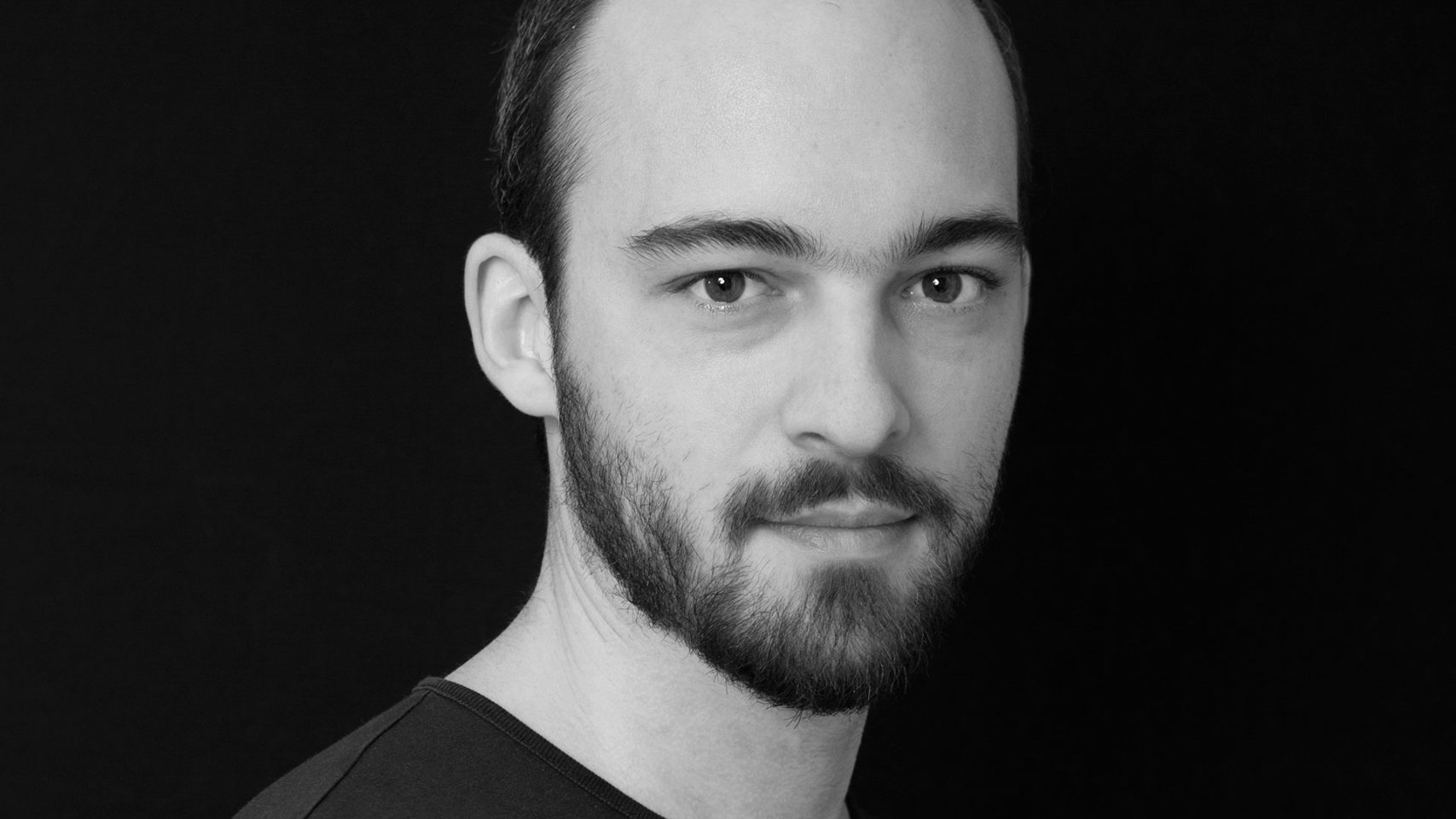 Biography • Arnaud Fonquerne / Hans Lucas